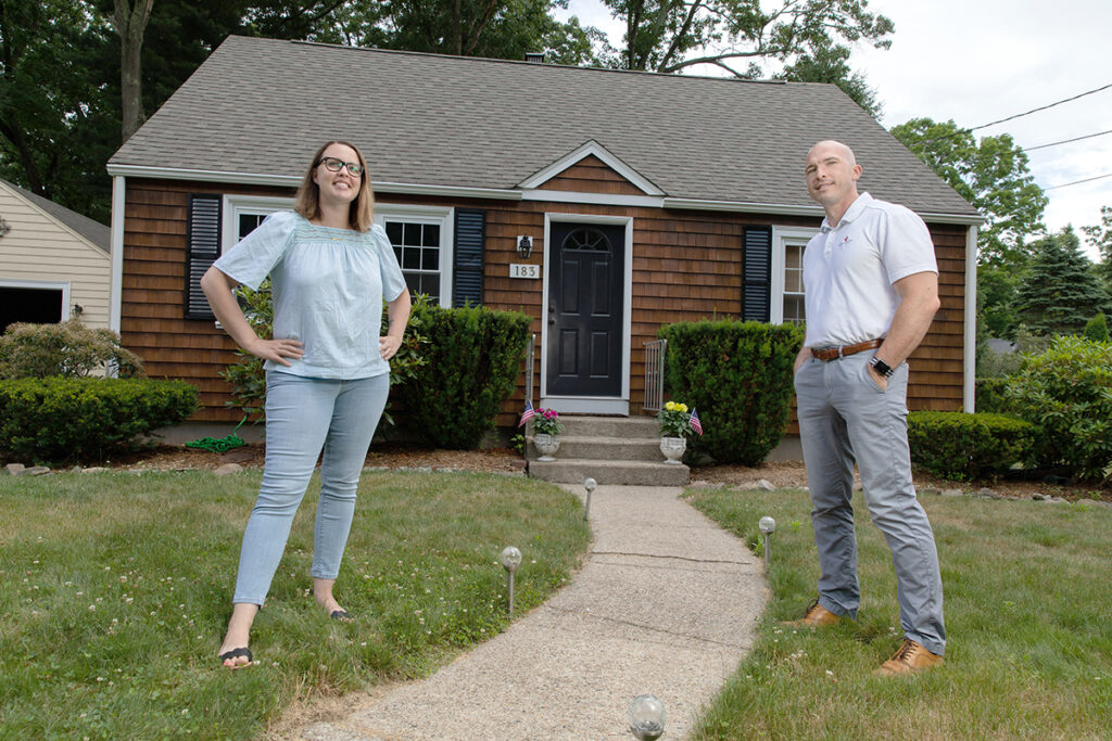 Battling buyers: House hunters find fewer listings but overwhelming ...