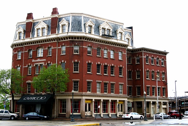 Owen Building in downtown Providence sells for $3.5M