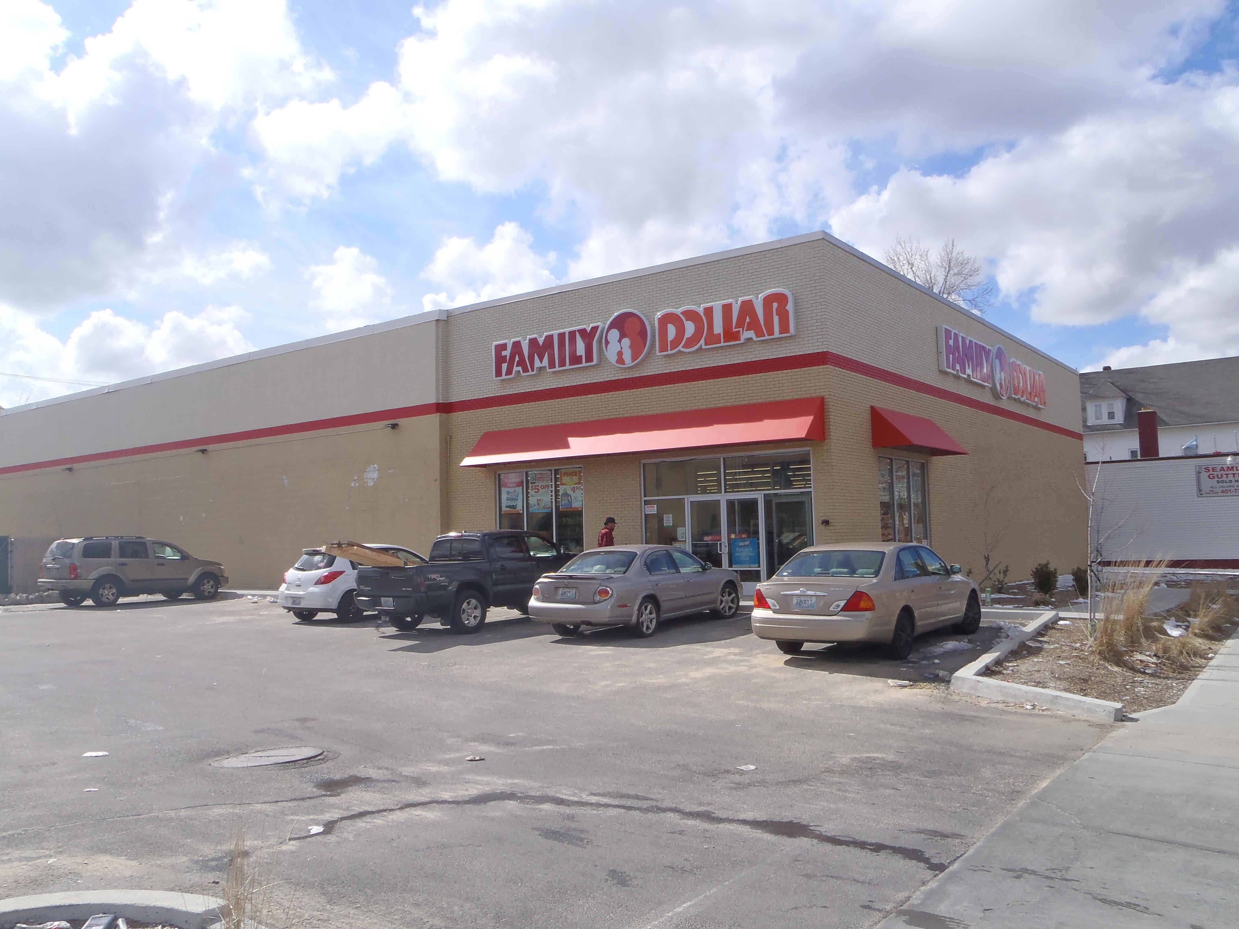 Providence Family Dollar store building sells for $2.29M