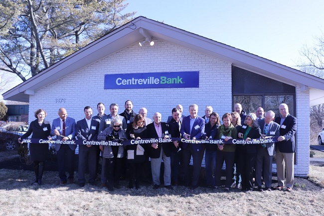 Centreville Bank expands operations to Aquidneck Island