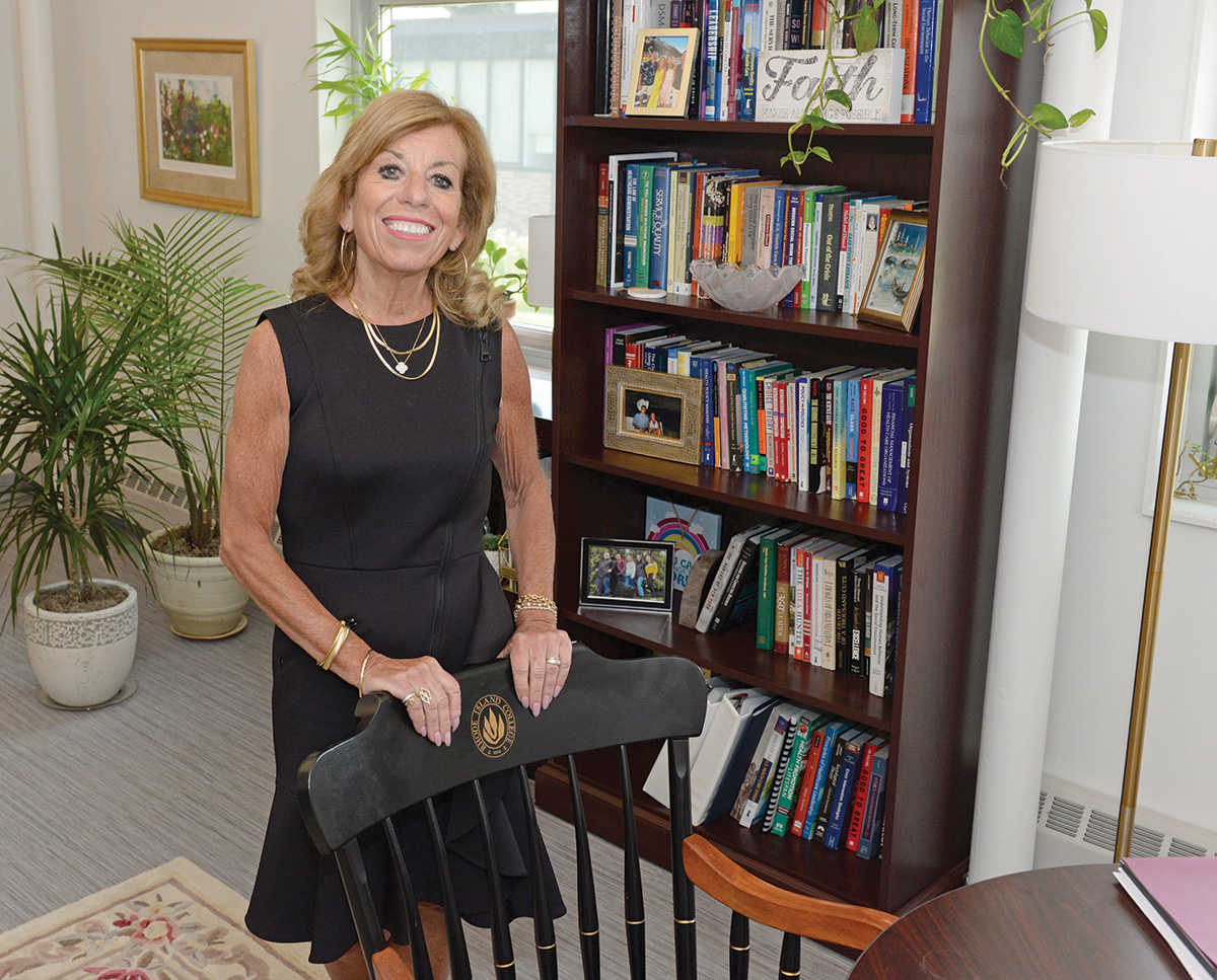 Marianne Raimondo, Rhode Island College School of Business dean