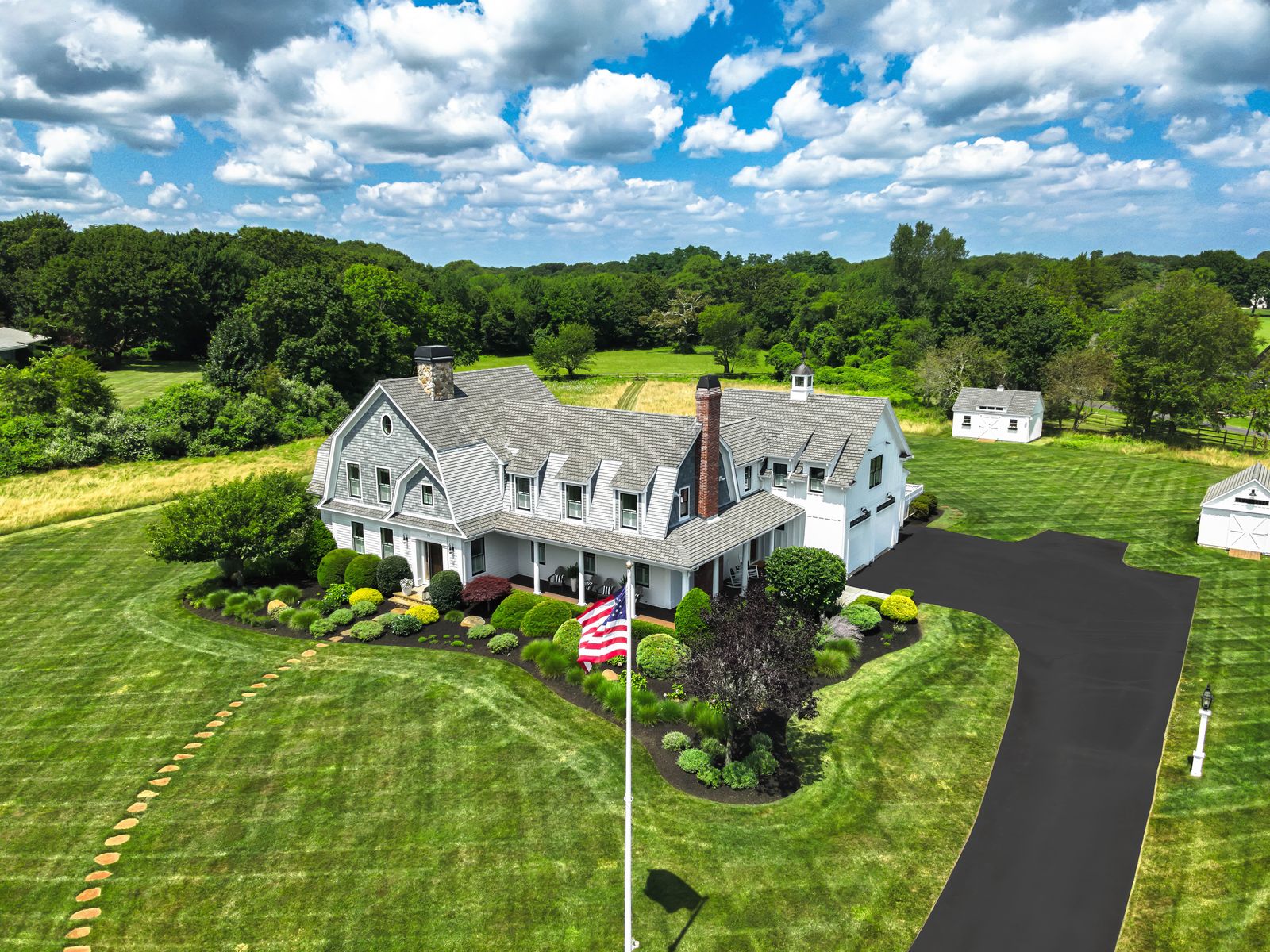 Farmhouse colonial on 3-acre estate in N. Kingstown sells for $2.5M