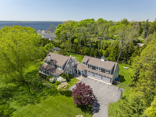 Cape-style home on Rumstick Point in Barrington sells for $2.1M