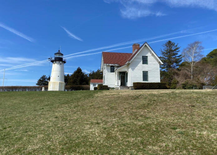 Warwick lighthouse, once available for free transfer, remains slated ...