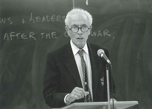 Documentary focuses on Sen. Pell’s role in creating college grant program